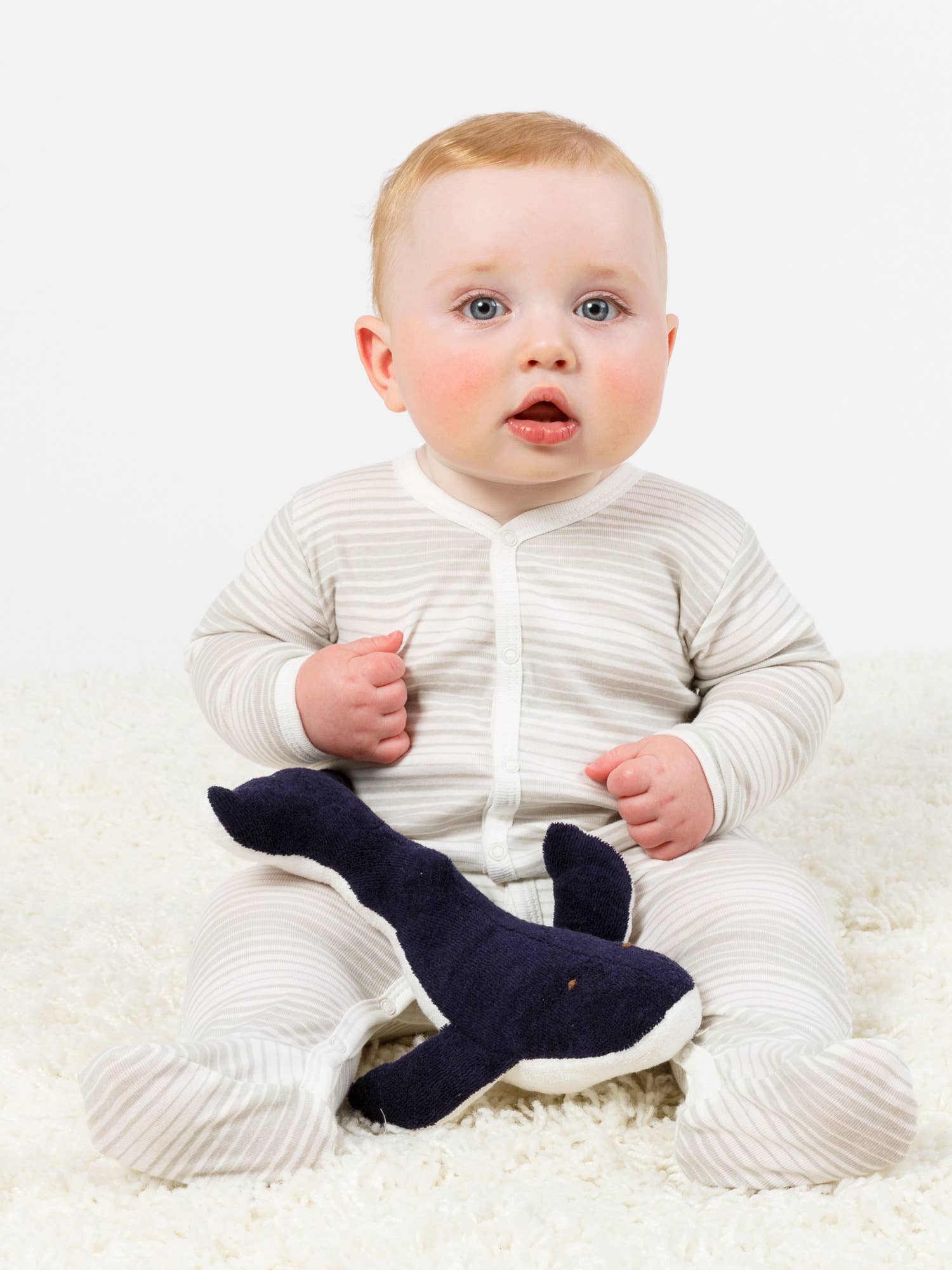 Organic Humphrey the Whale Toy – Acorns & Twigs